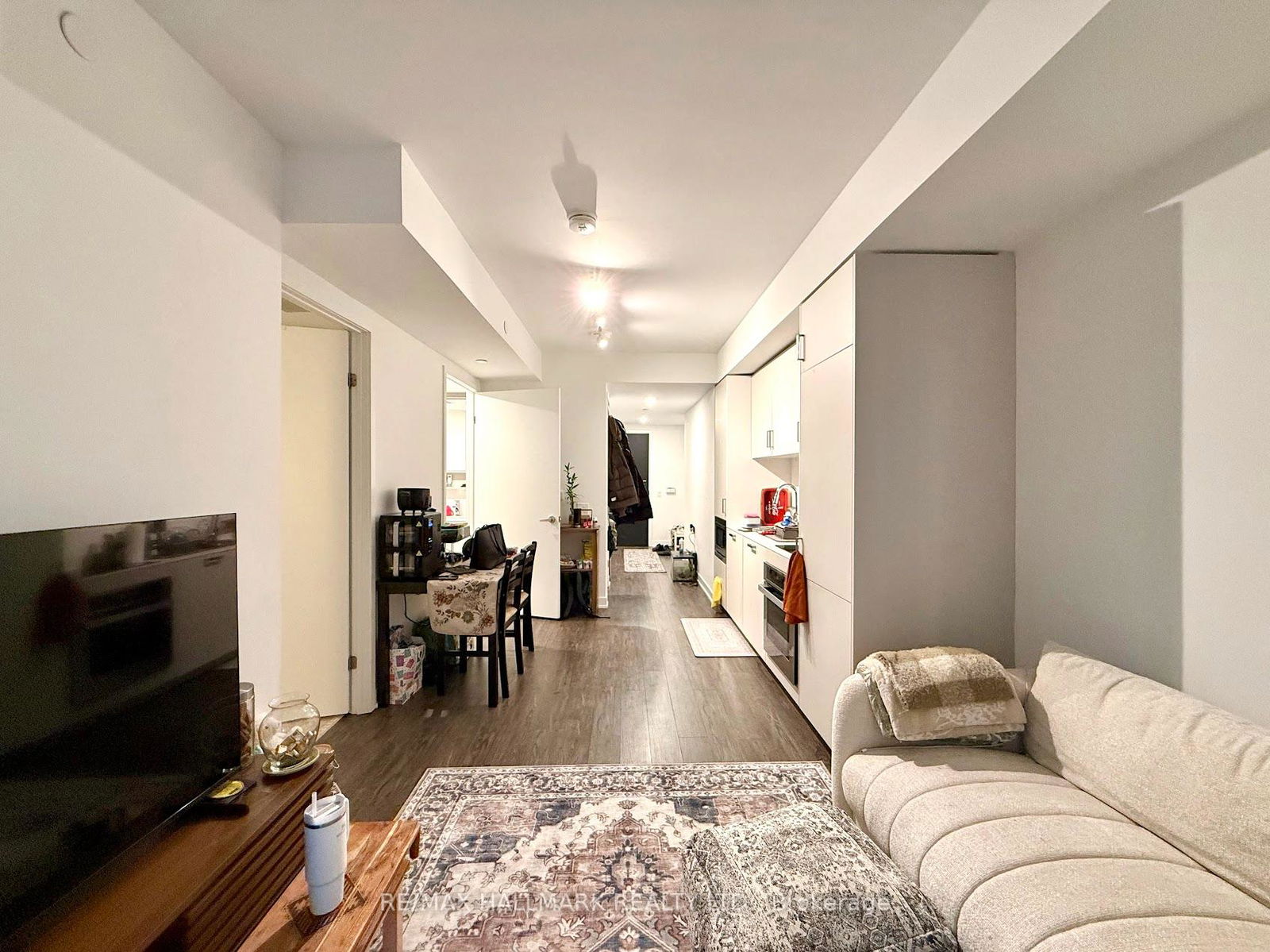 Condos for Rent at 88 Queen Street E | The Canadian Home