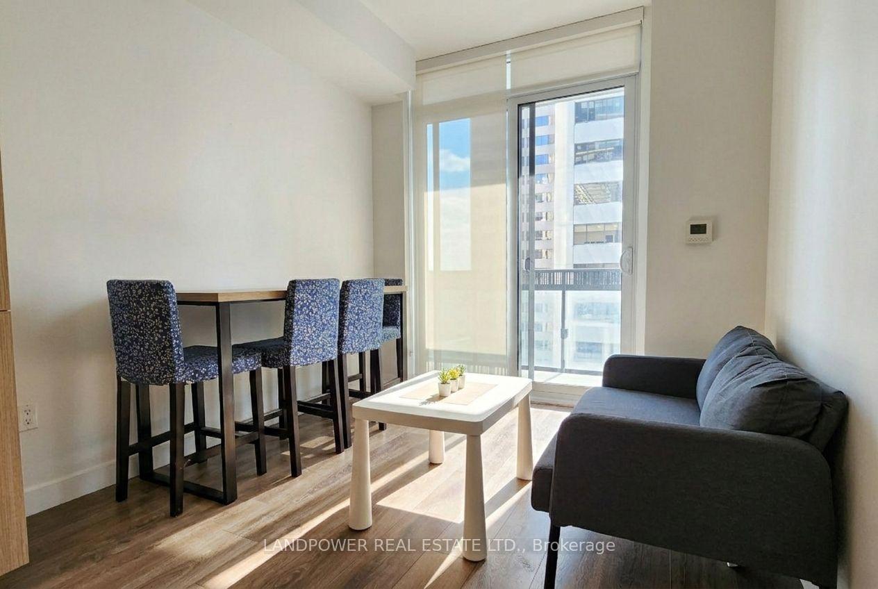 8-eglinton-avenue-e-toronto-ontario-c12763086