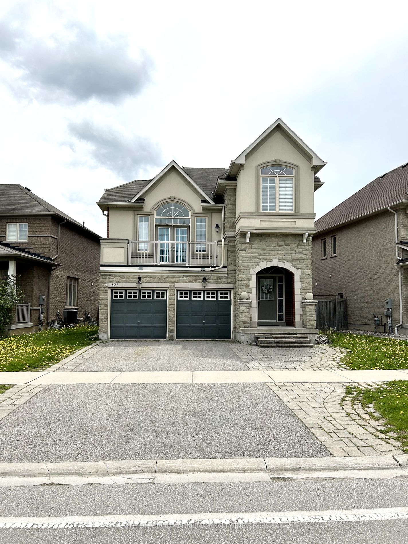 121 Silver Maple Road, Richmond Hill