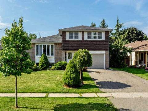 90 Moore Park Crescent, Halton Hills
