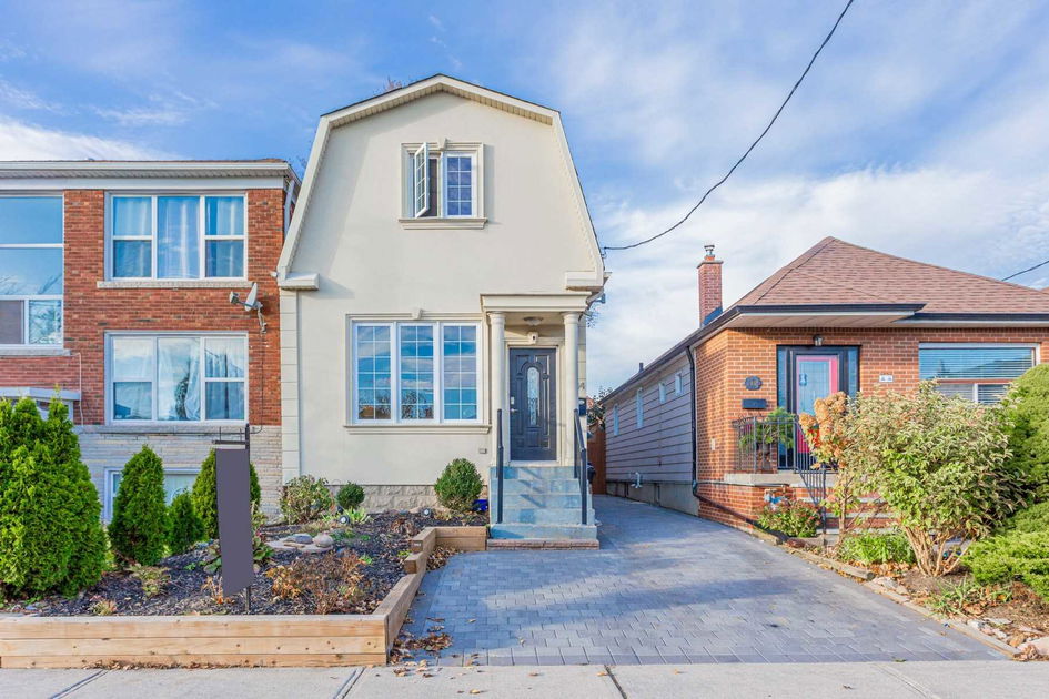 114 Belgravia Avenue, Etobicoke