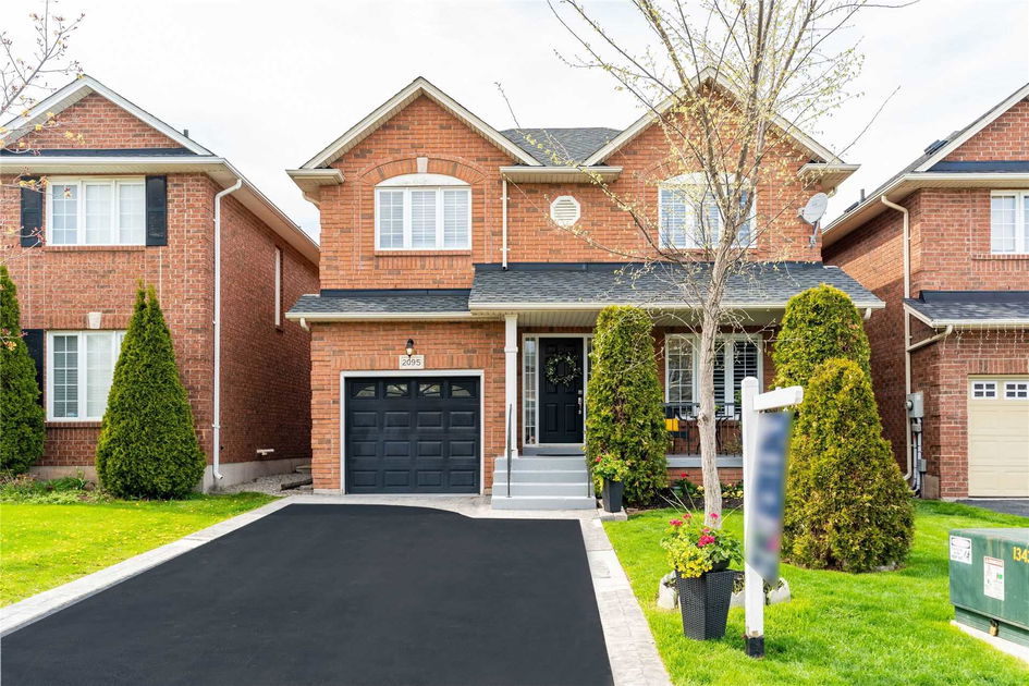 2095 Springdale Road, Oakville