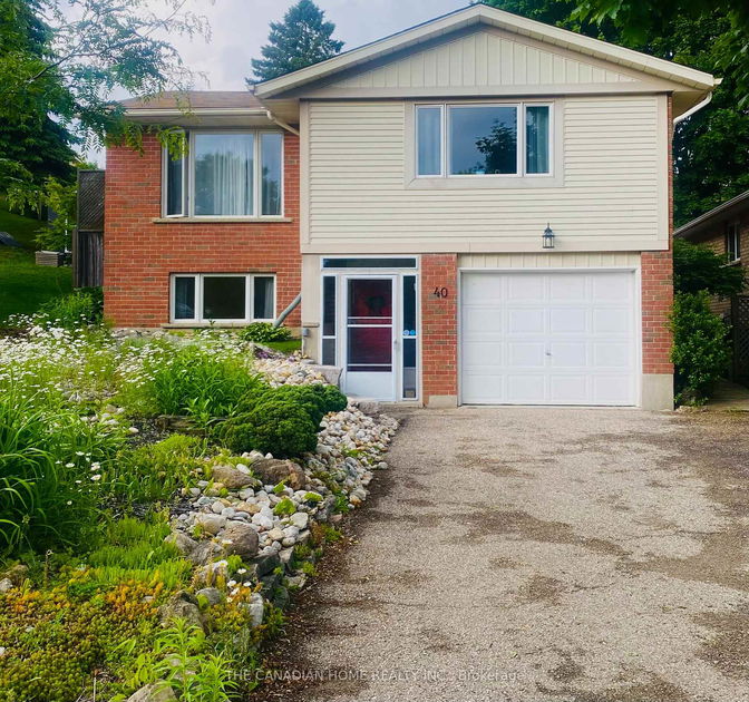40 Old Huron Court, Kitchener