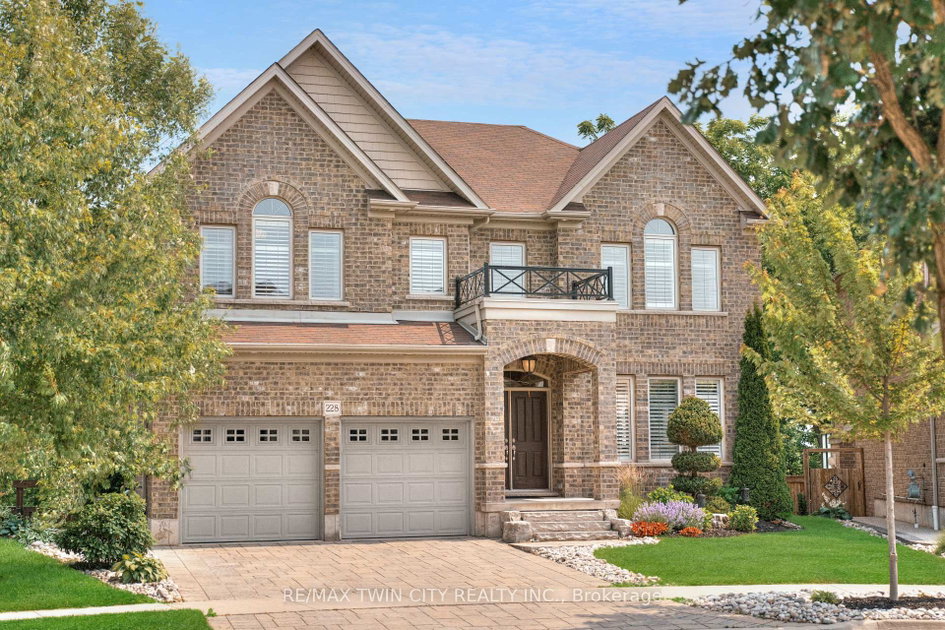 228 Evens Pond Crescent, Kitchener
