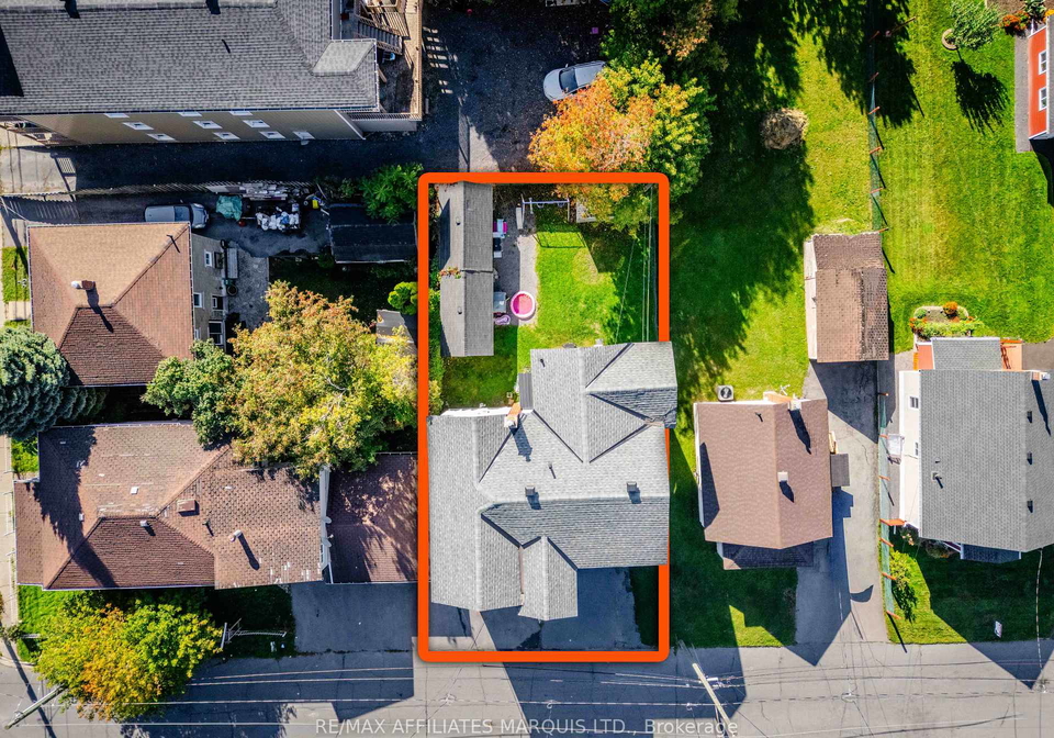 454 Eighth Street E, Cornwall