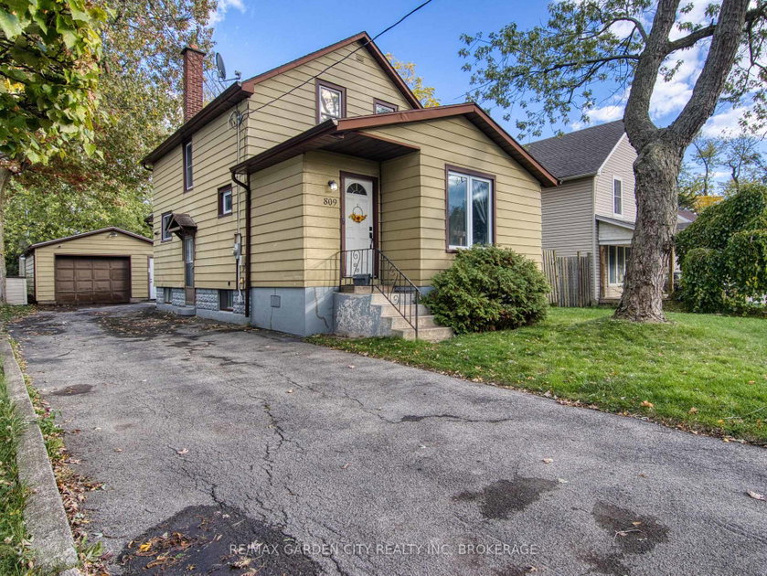 809 Steele Street, Port Colborne