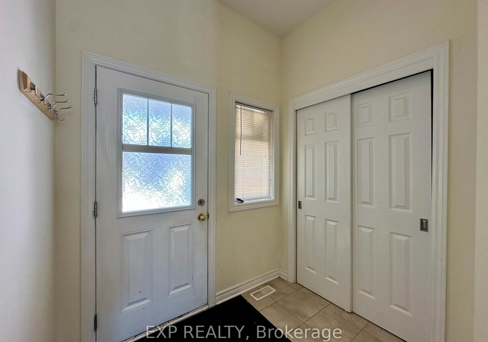 3353 Woodroffe Avenue, Ottawa