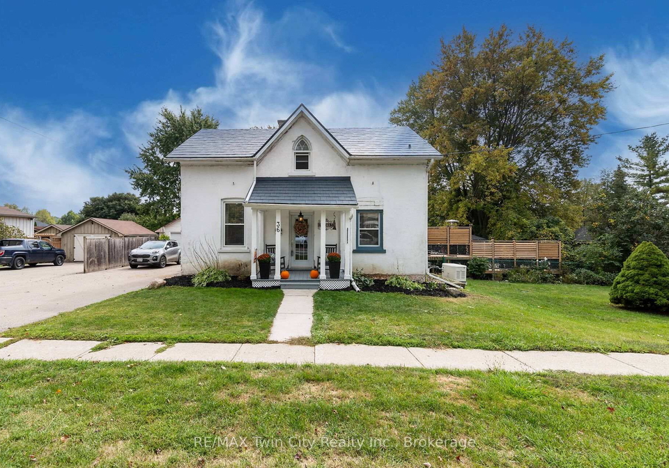 36 John Street W, Blandford-Blenheim