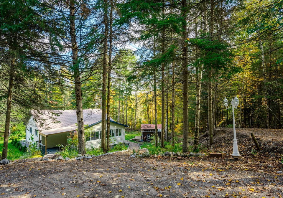 123 Glory Road, Bancroft