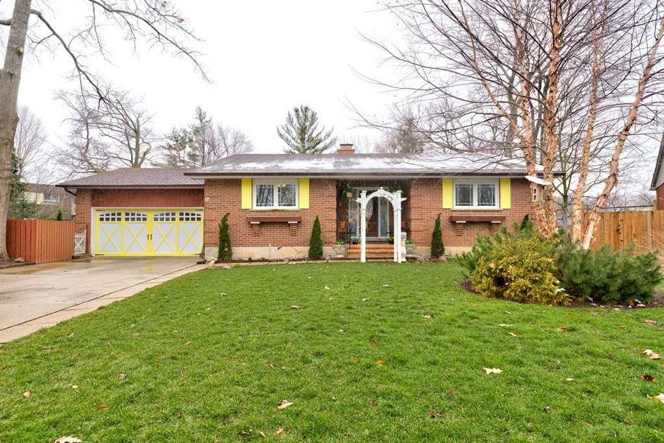 55 Murrayhill Court, Kitchener