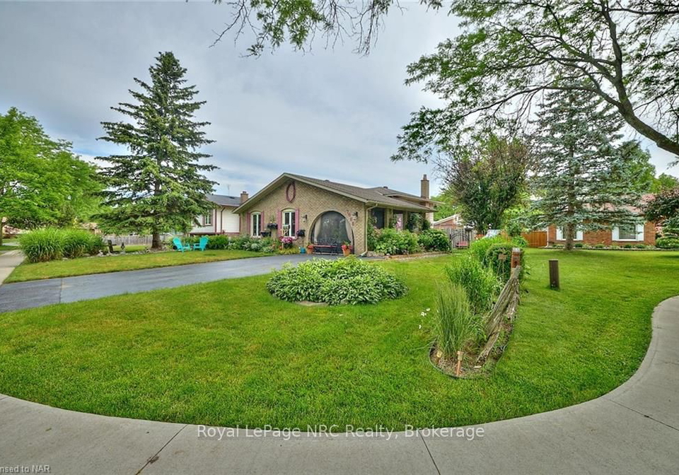 7088 Brian Crescent, Niagara Falls