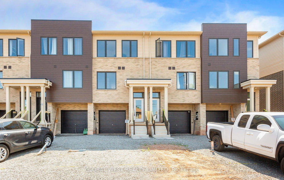 16 Reid Avenue N, Hamilton